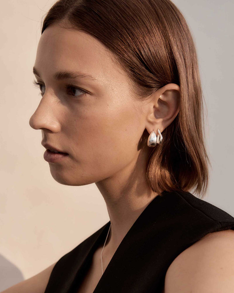 ECHO HOOPS (STERLING SILVER) – KIRSTIN ASH (Australia)