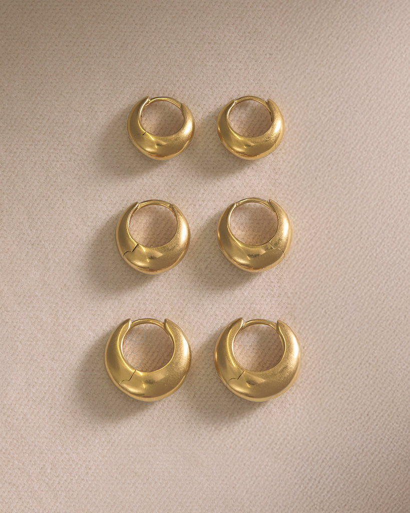 INDIGO HUGGIES (18K GOLD PLATED) – KIRSTIN ASH (Australia)