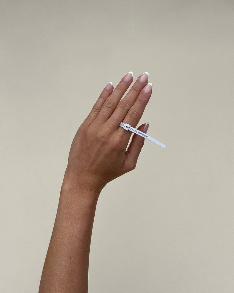 RING SIZER – KIRSTIN ASH (Australia)